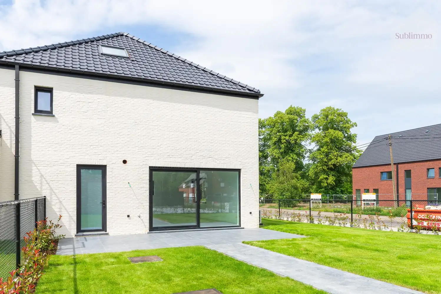 Ruim gelijkvloers appartement met 3 slaapkamers en tuin in Veerle-Laakdal