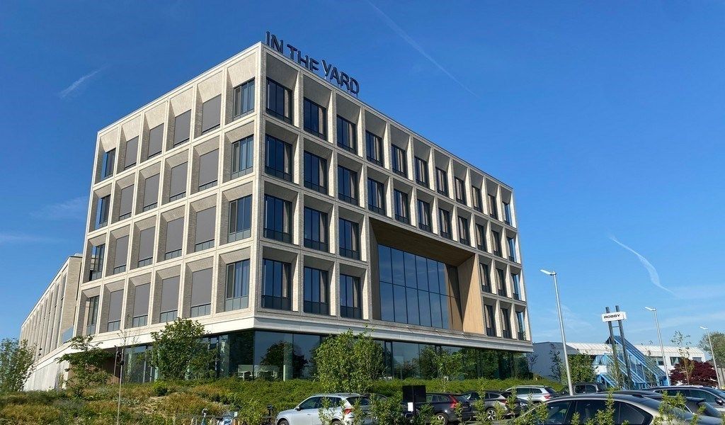 Prachtig gemeubelde kantoren met dienstverlening In The Yard in Drongen