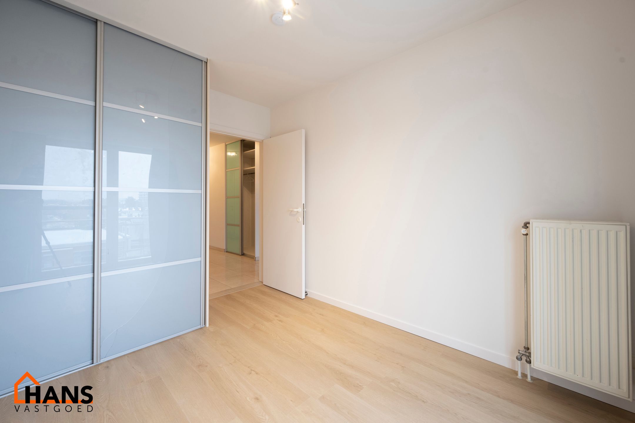 Tof appartement op de 4de verdieping met lift.