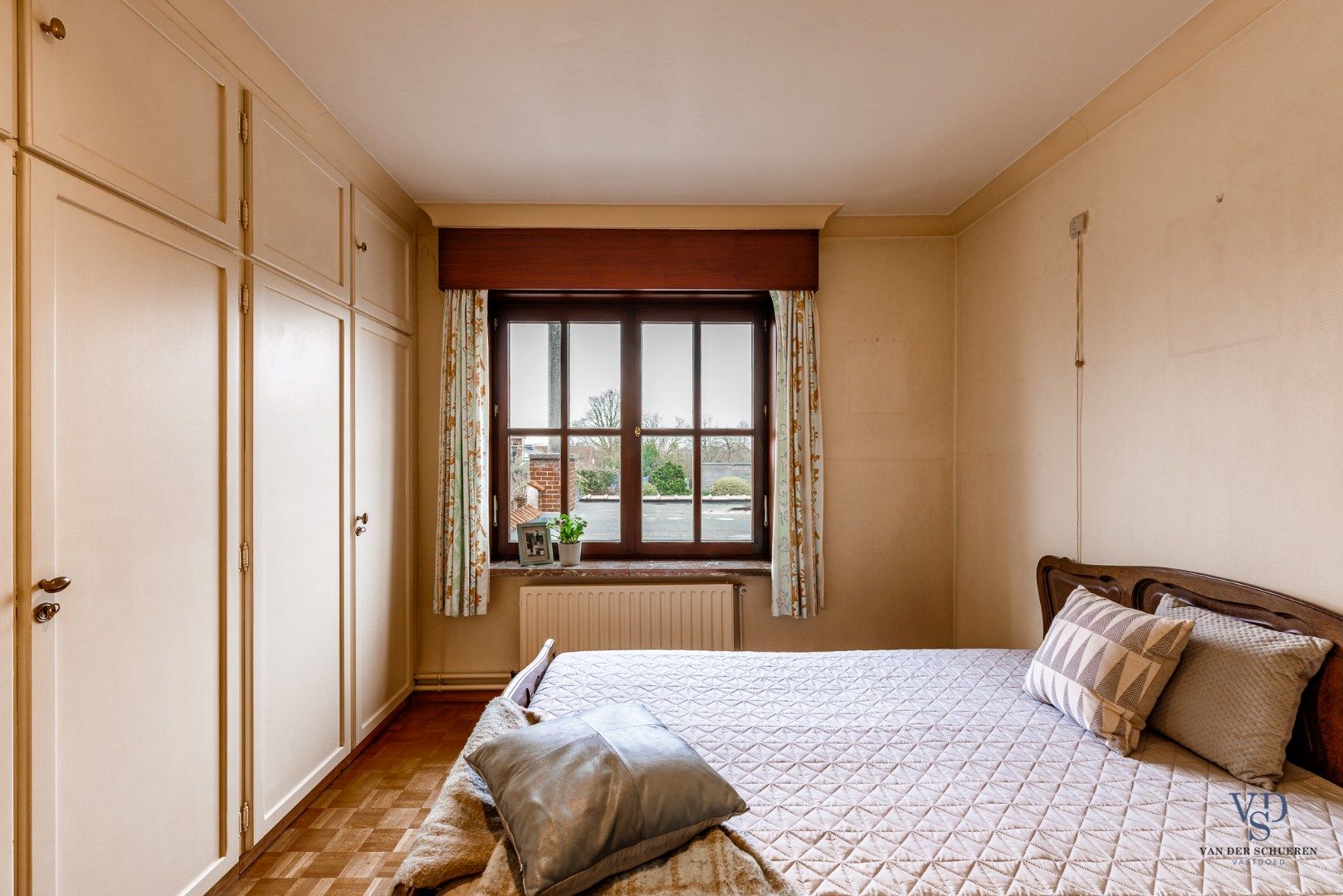 Statige Half Open Bebouwing